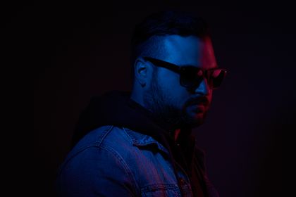 10 Tips for Stunning Creative Color Gel Photography • Giggster Guide