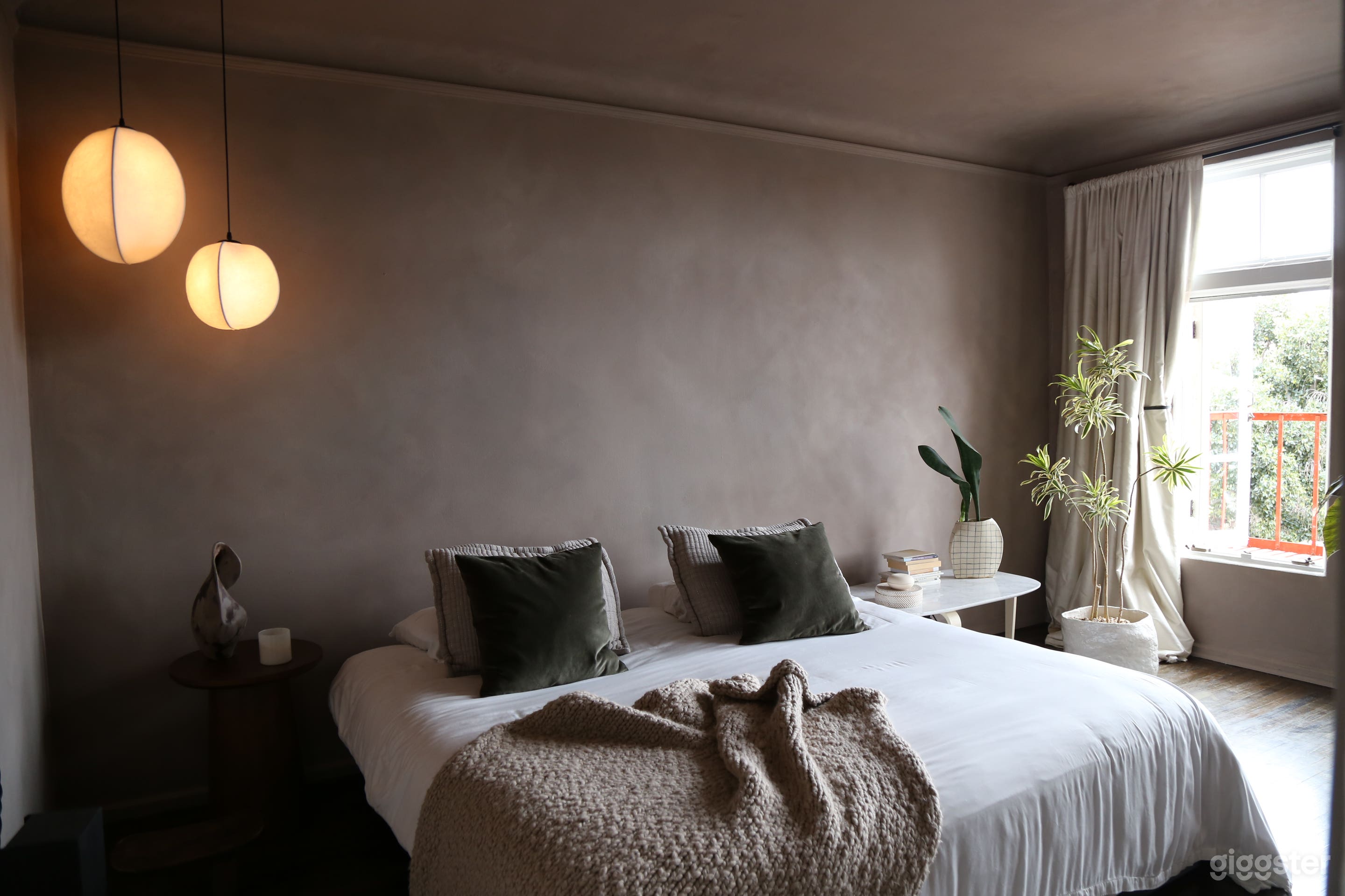 Art filled home, props, furniture, different vantage points | Rent this ...