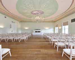 Rent Pubs with Function Rooms Near Me | Best Venues | Giggster