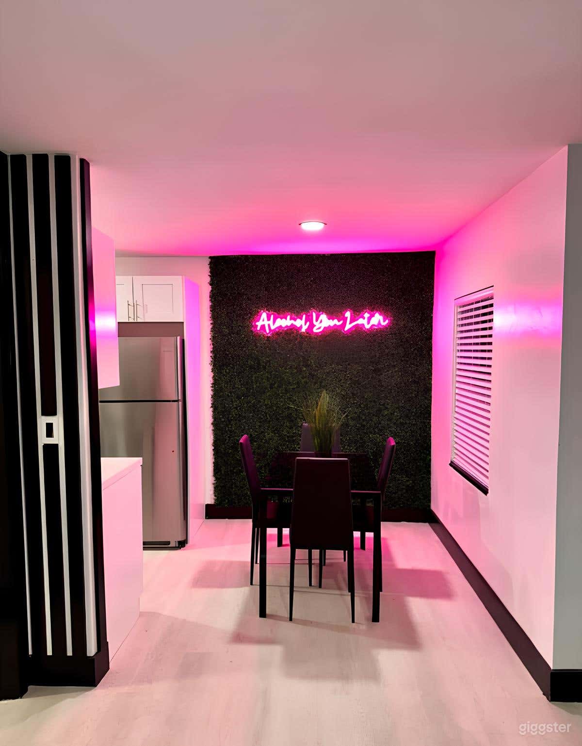 Luxurious, Modern, Classic, & Retro Home! | Rent this location on Giggster