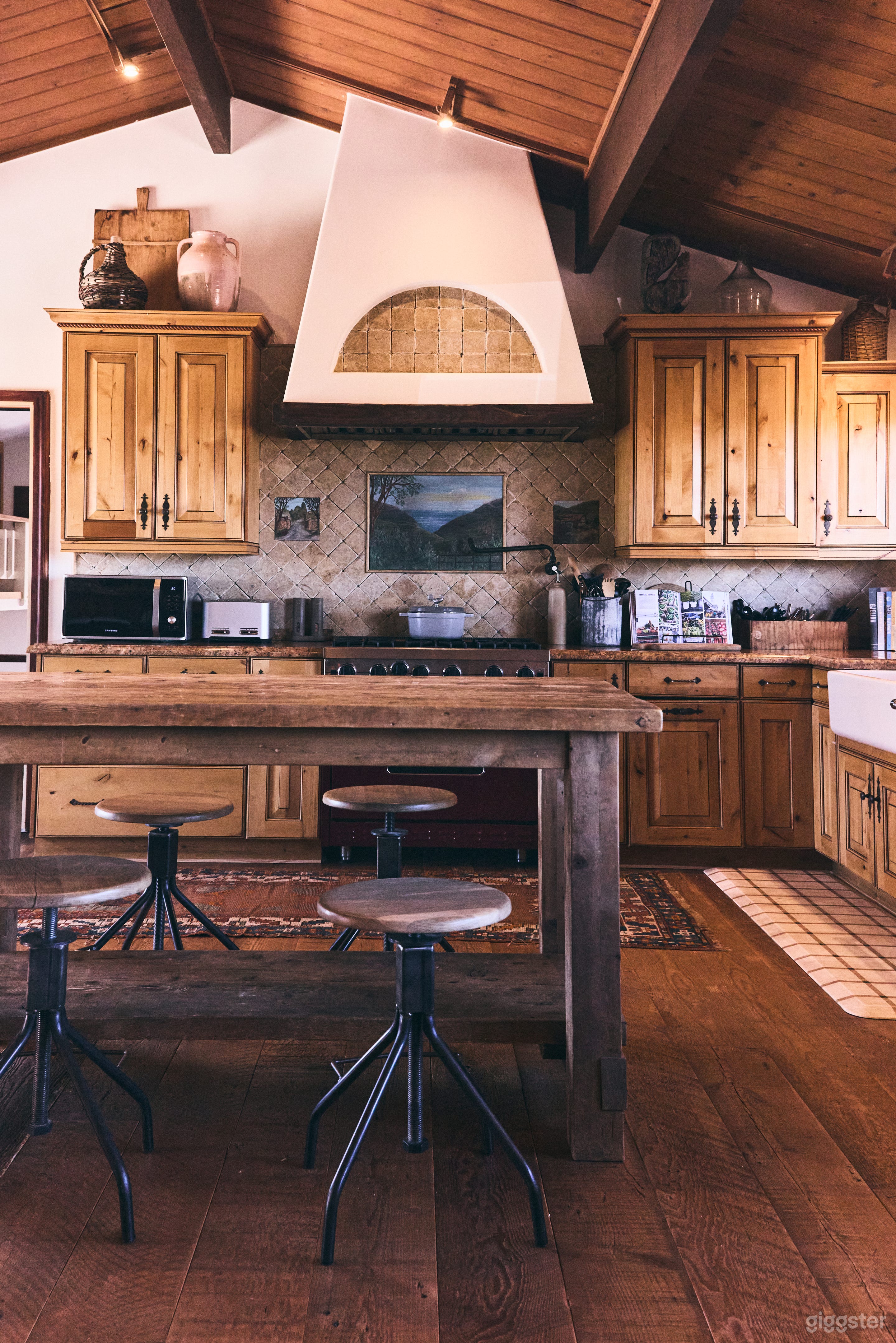 Malibu Bunkhouse Rustic Ranch Retreat | Rent this location on Giggster