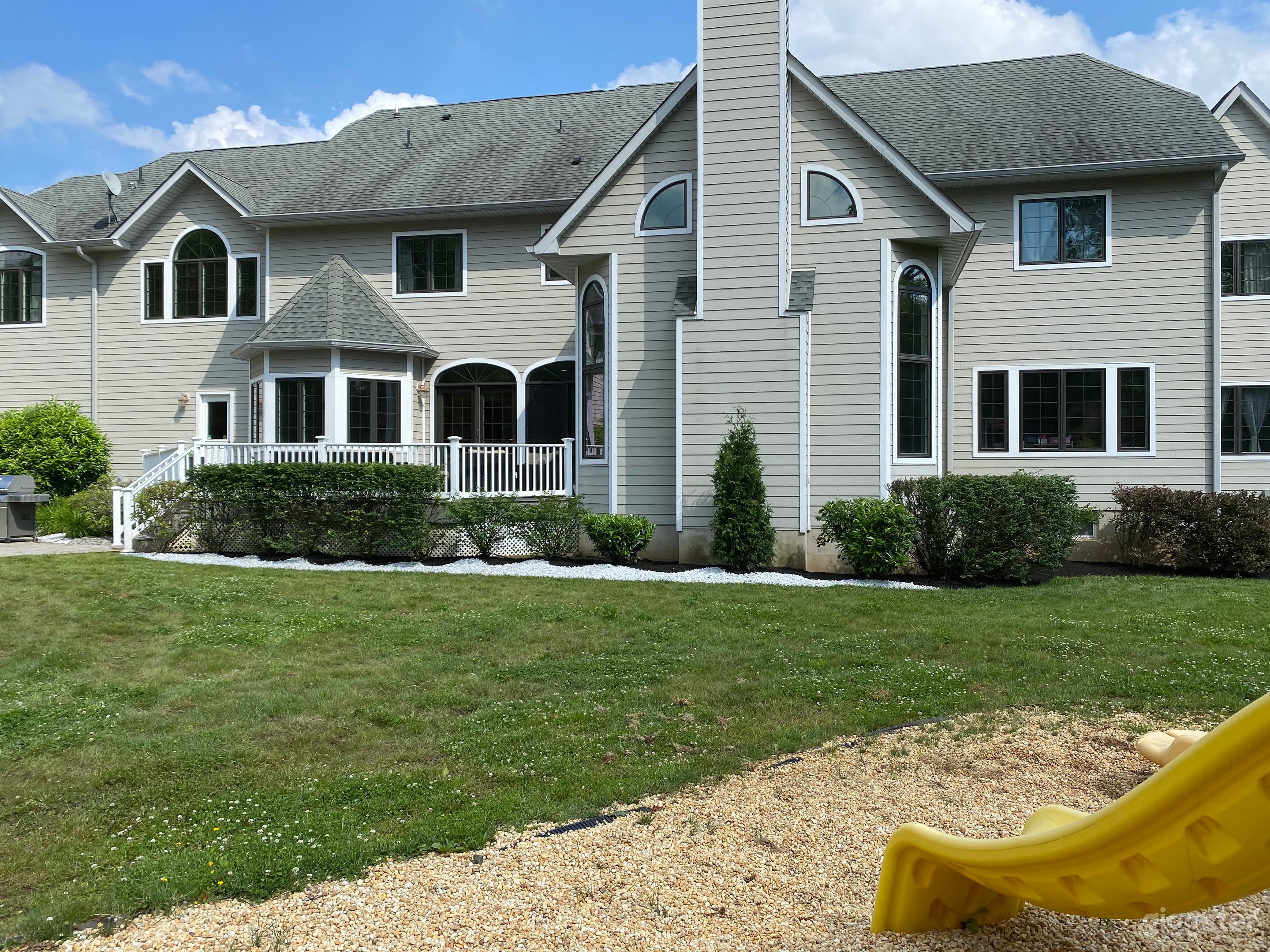 Bright Suburban home with open layout and pool | Rent this location on ...