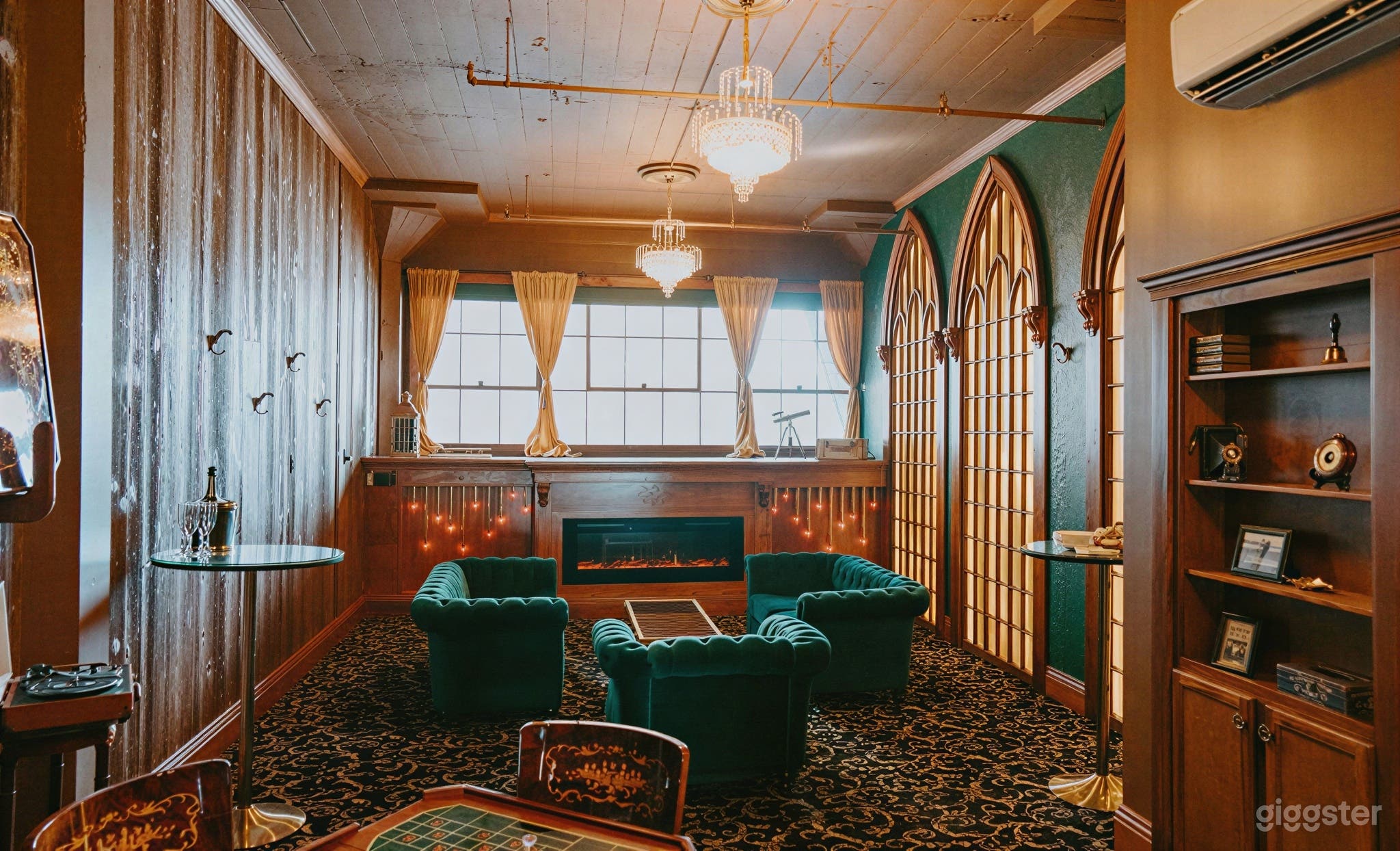 The Rhapsody Room | Rent this location on Giggster