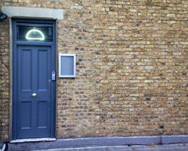 Rent Pubs with Function Rooms Near Me | Best Venues | Giggster