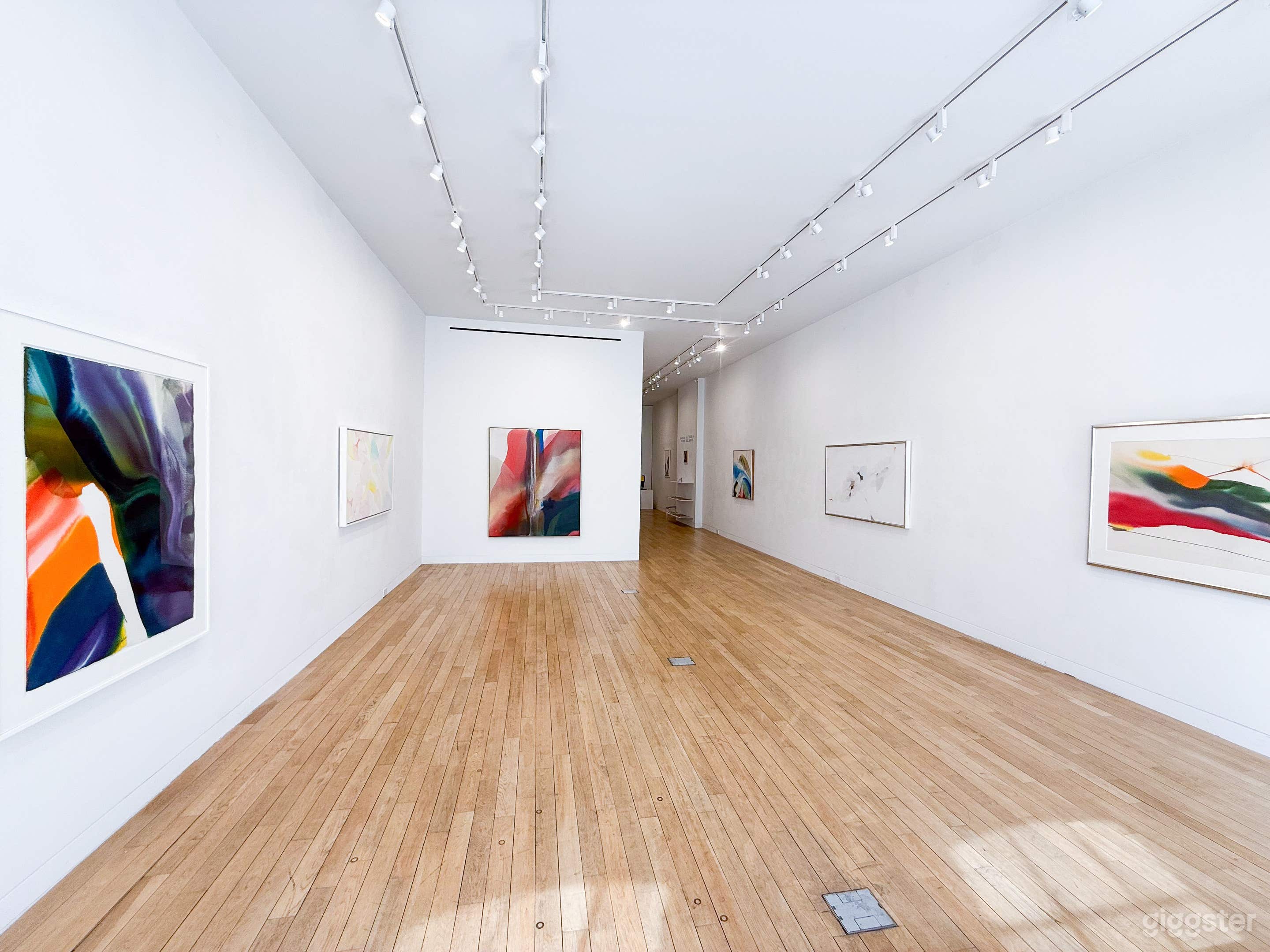 Elegant & Intimate Art Gallery in New York | Rent this location on Giggster