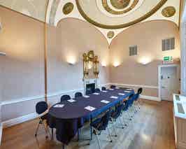 Rent Pubs with Function Rooms Near Me | Best Venues | Giggster