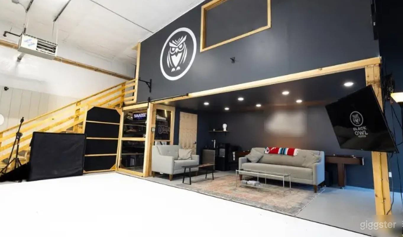 Modern Recording & Film Studio with Lounge | Portland | Rent this ...