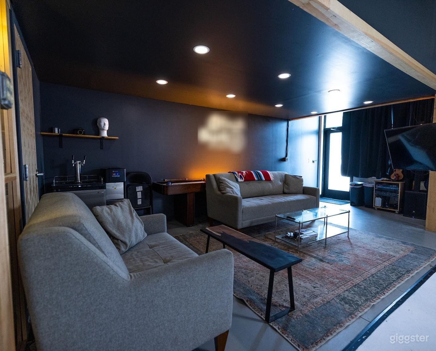 Modern Recording & Film Studio with Lounge | Portland | Rent this ...