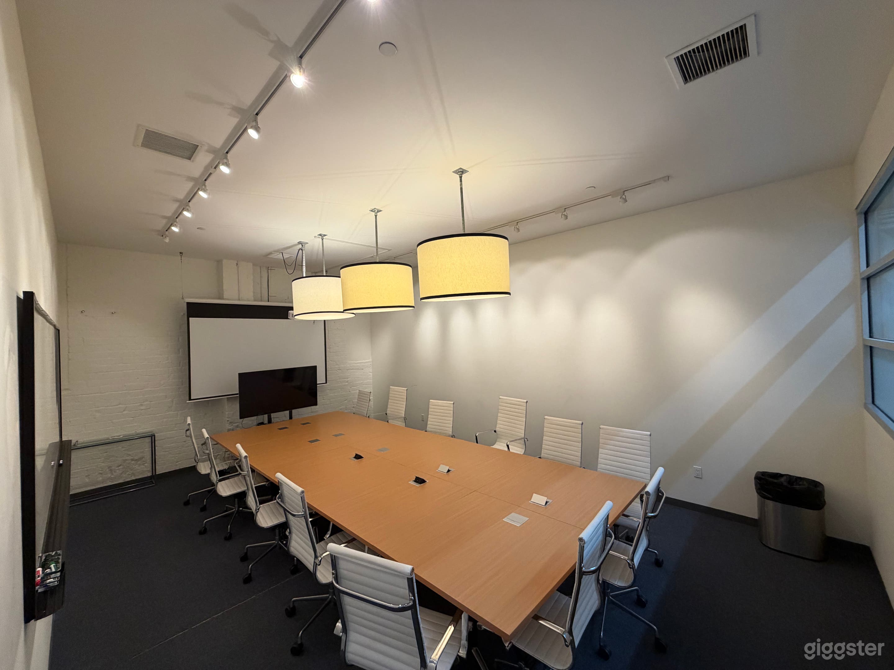 Downtown Santa Monica XL Meeting Room | Rent this location on Giggster