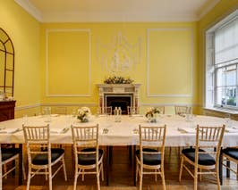 Rent Pubs with Function Rooms Near Me | Best Venues | Giggster