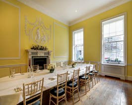 Rent Pubs with Function Rooms Near Me | Best Venues | Giggster