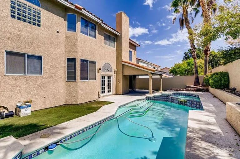 Party House Rentals Las Vegas | Luxury Venues for Events | Giggster