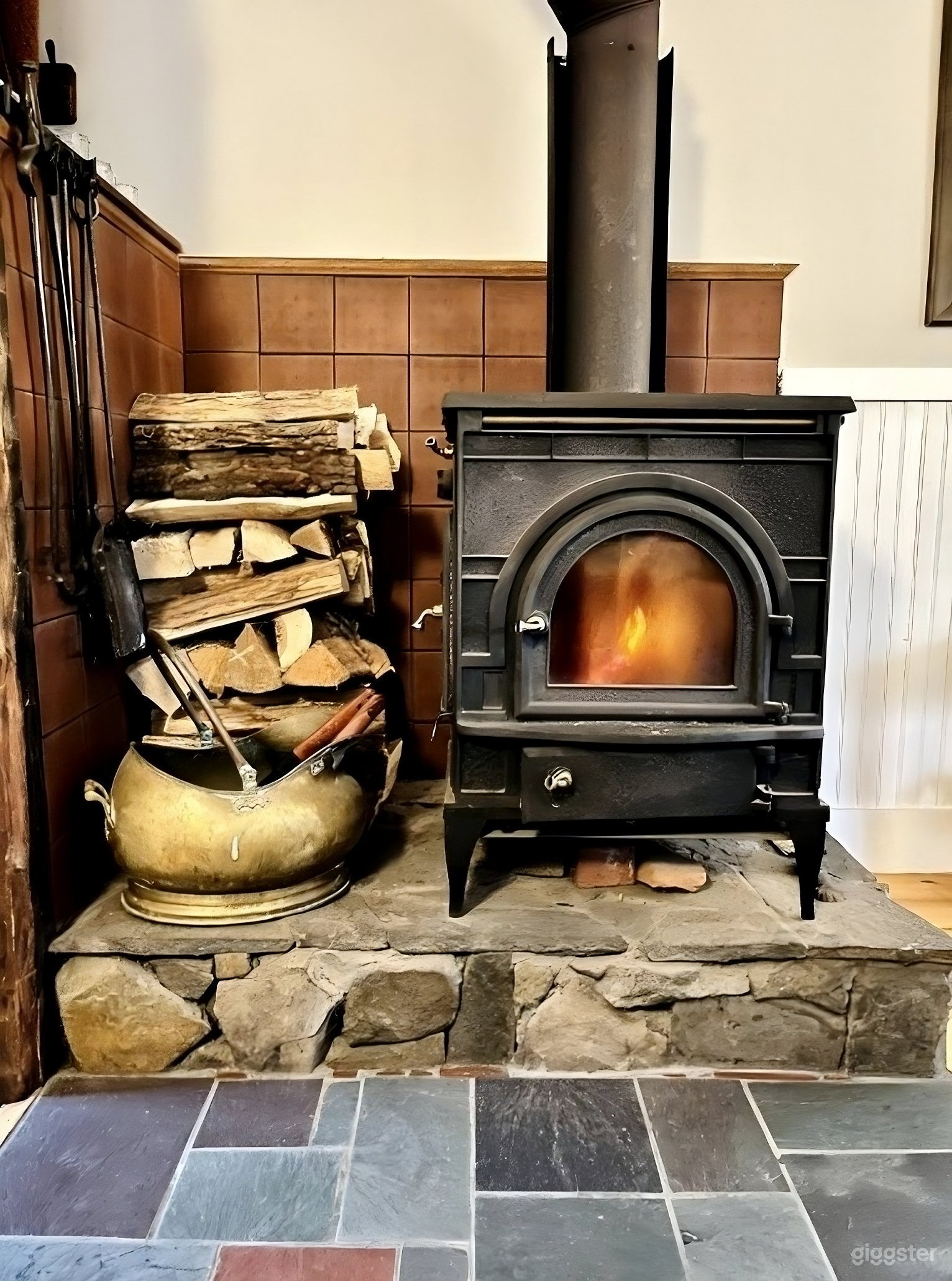 Rustic Farmhouse Style Home | Rent this location on Giggster